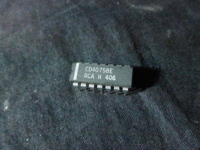 CD4075BE CLASSIC COMPONETS CORP. CD4075BE IC Integrates Circuits, Chip ...